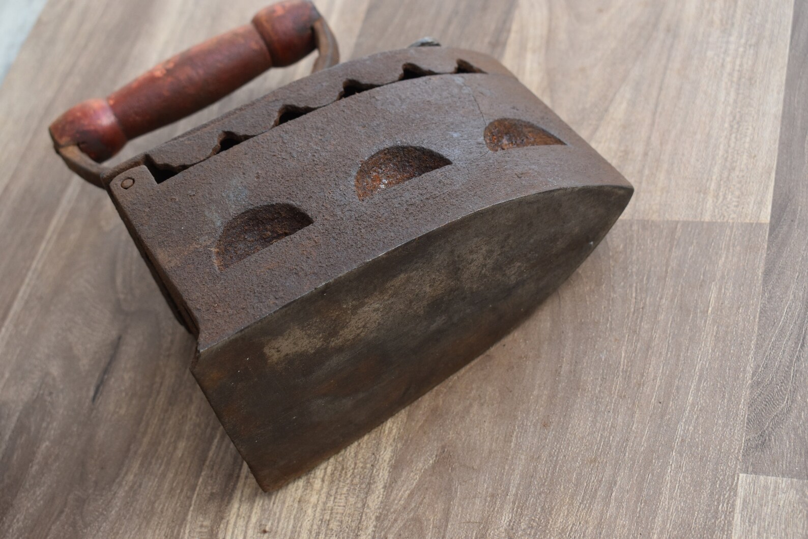 Vintage Old Wooden Handle Cast Iron Coal Ironing Clothe Press | Etsy