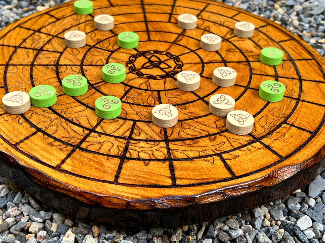 Fidchell | Ancient Celtic Irish Board Game | New Pieces - Etsy