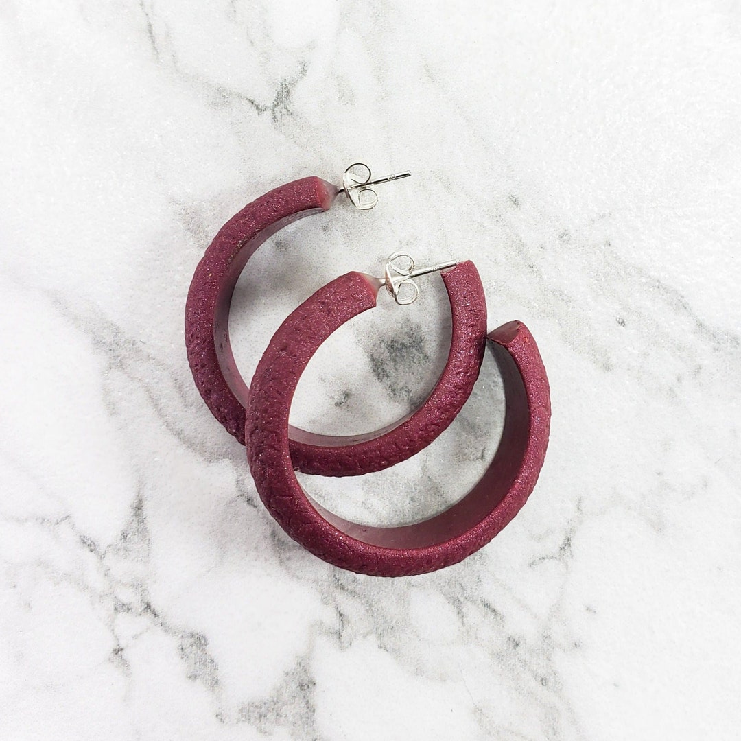Magenta Hoop Earrings Medium - Viva Magenta Matte Hammered Hoop Earring ...