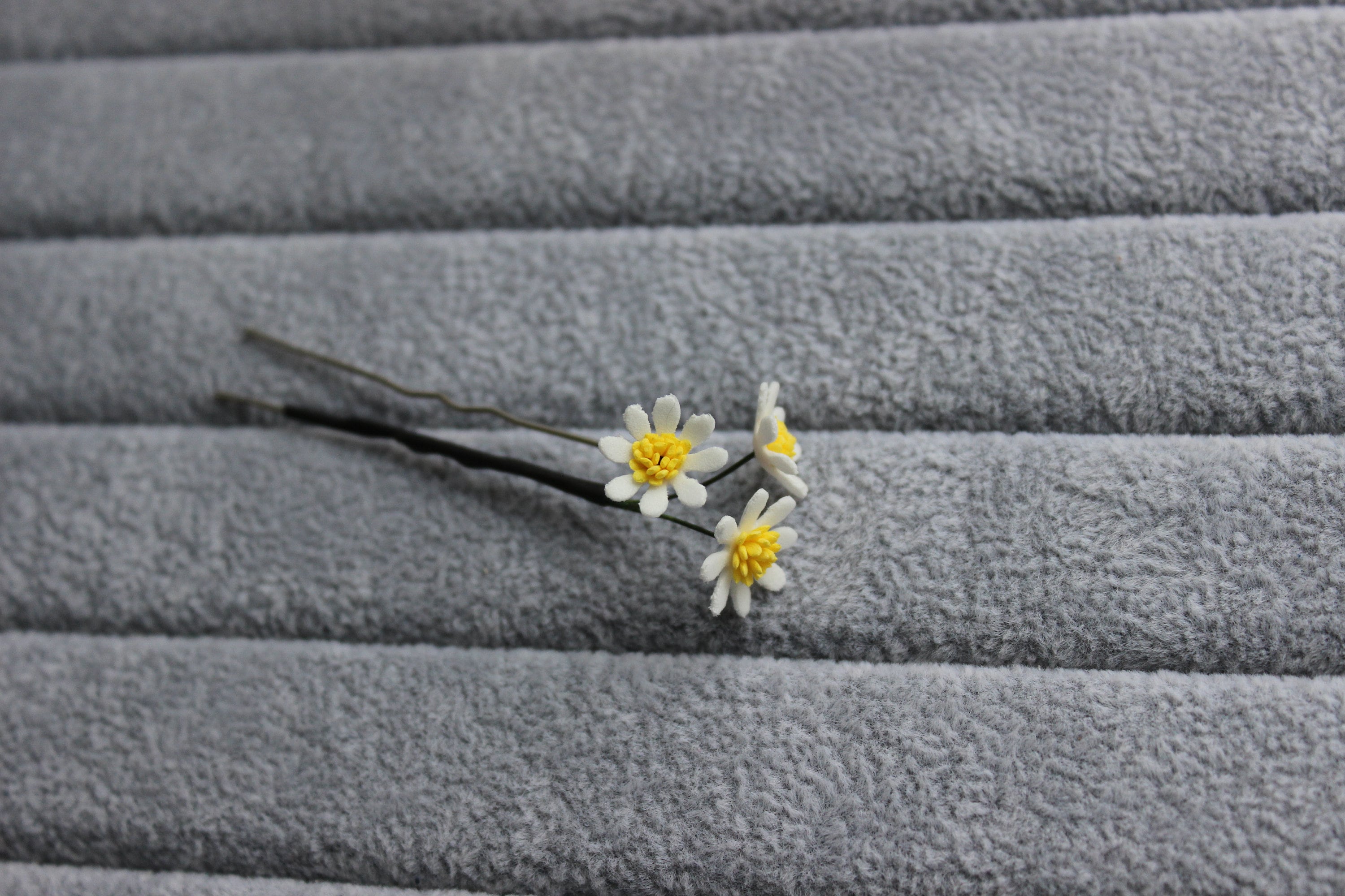 Daisy Hair Pins - Etsy