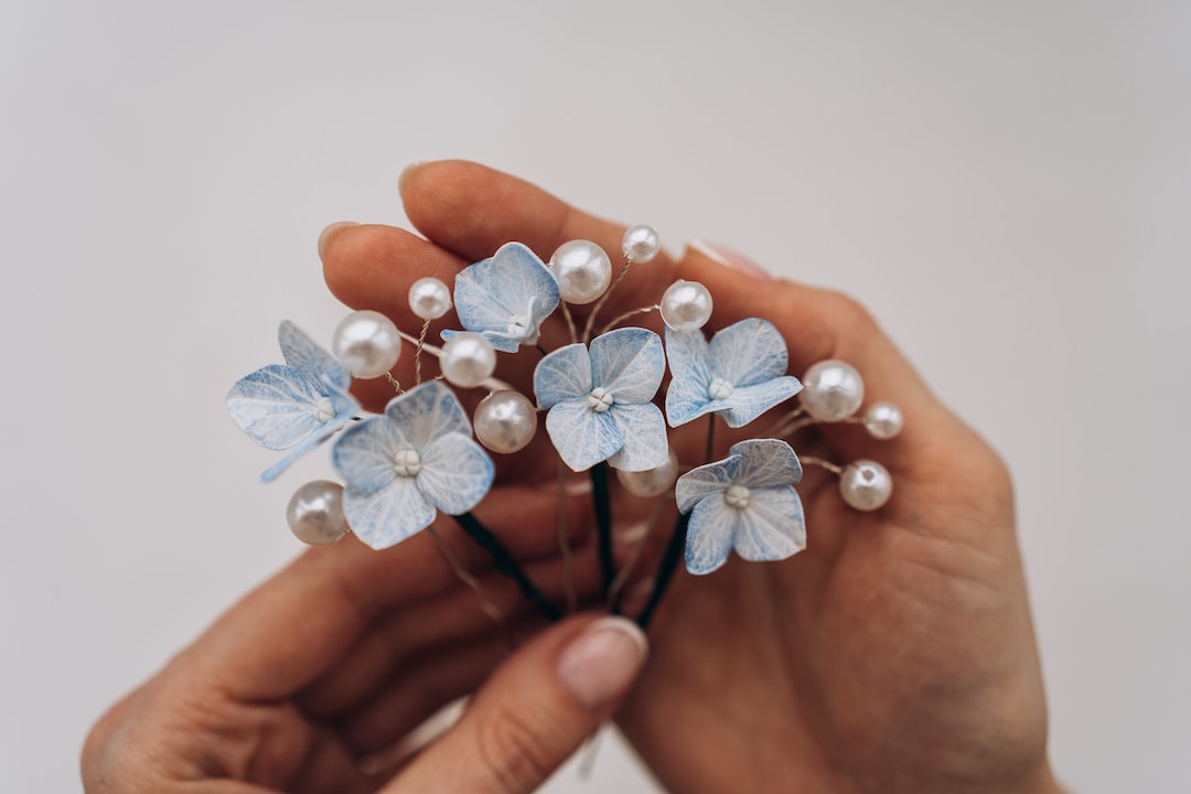 Wedding Set of Hydrangea Pearl Hair Pins - Etsy