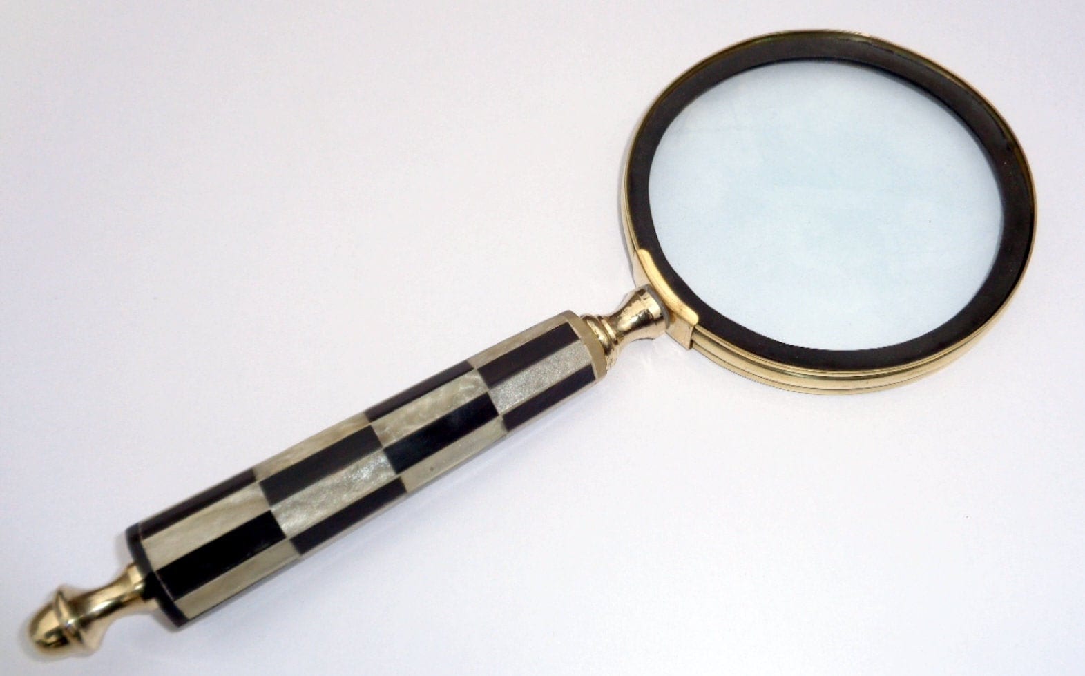 Brass Magnifying Glass Vintage Magnifier W/ Beautiful Handle Decorative ...