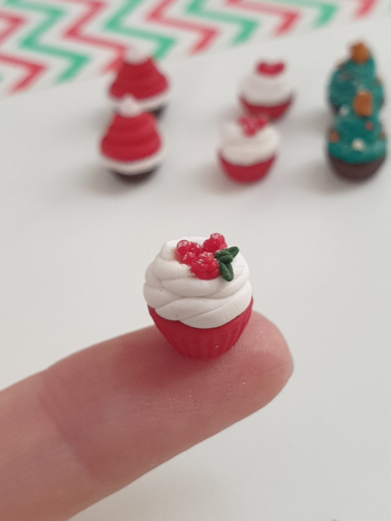 Miniature Christmas Cupcakes, Dollhouse Mini Fake Food, 1 12 & 1 6 ...