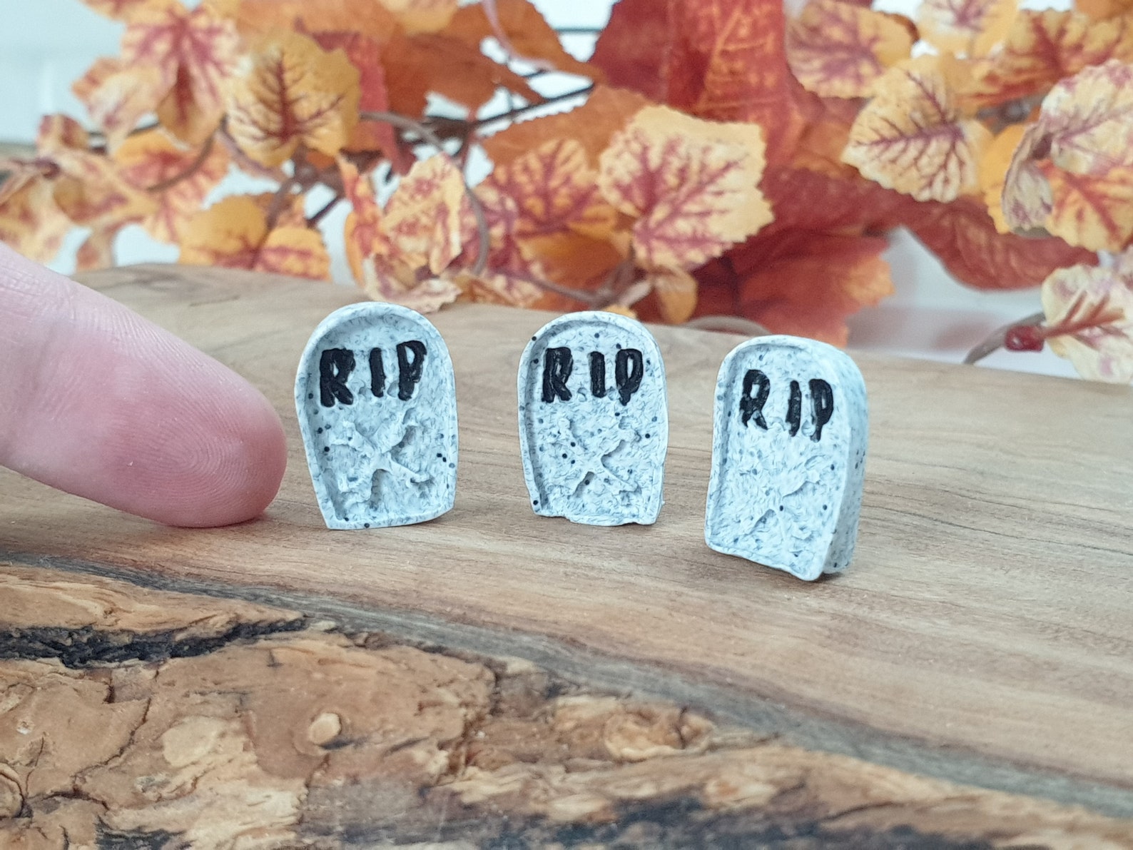 Miniature Tombstones Mini Grave Stones Halloween Dollhouse - Etsy