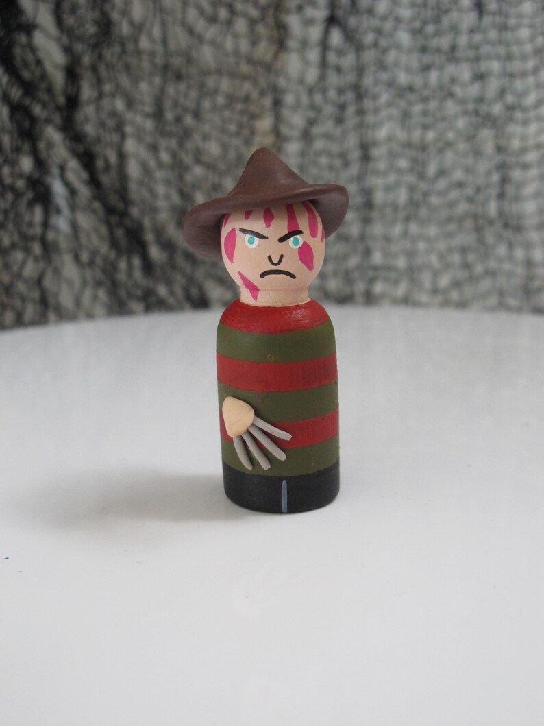 Freddy Krueger Peg Doll, Nightmare on Elm Street Keepsake Horror ...