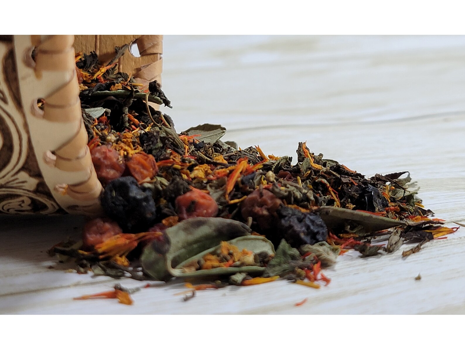 Wild Berry Herbal Tea HARVEST MOON Loose Leaf 2 Oz. 55 - Etsy