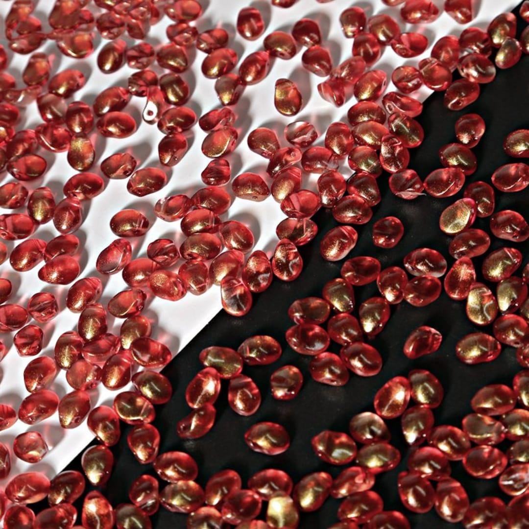 50 Pcs Mermaid Red Crystal Glass Chip Beads - Glass Pebble Beads ...