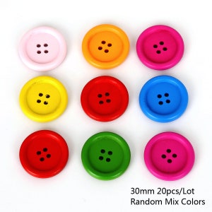 15-30mm Mixed Size Wood Assorted Round Buttons - Round Resin Four Hole ...