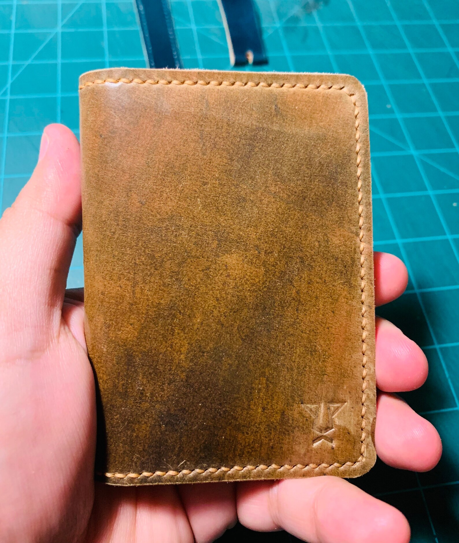 Horween Shell Cordovan R2 Wallet - Etsy