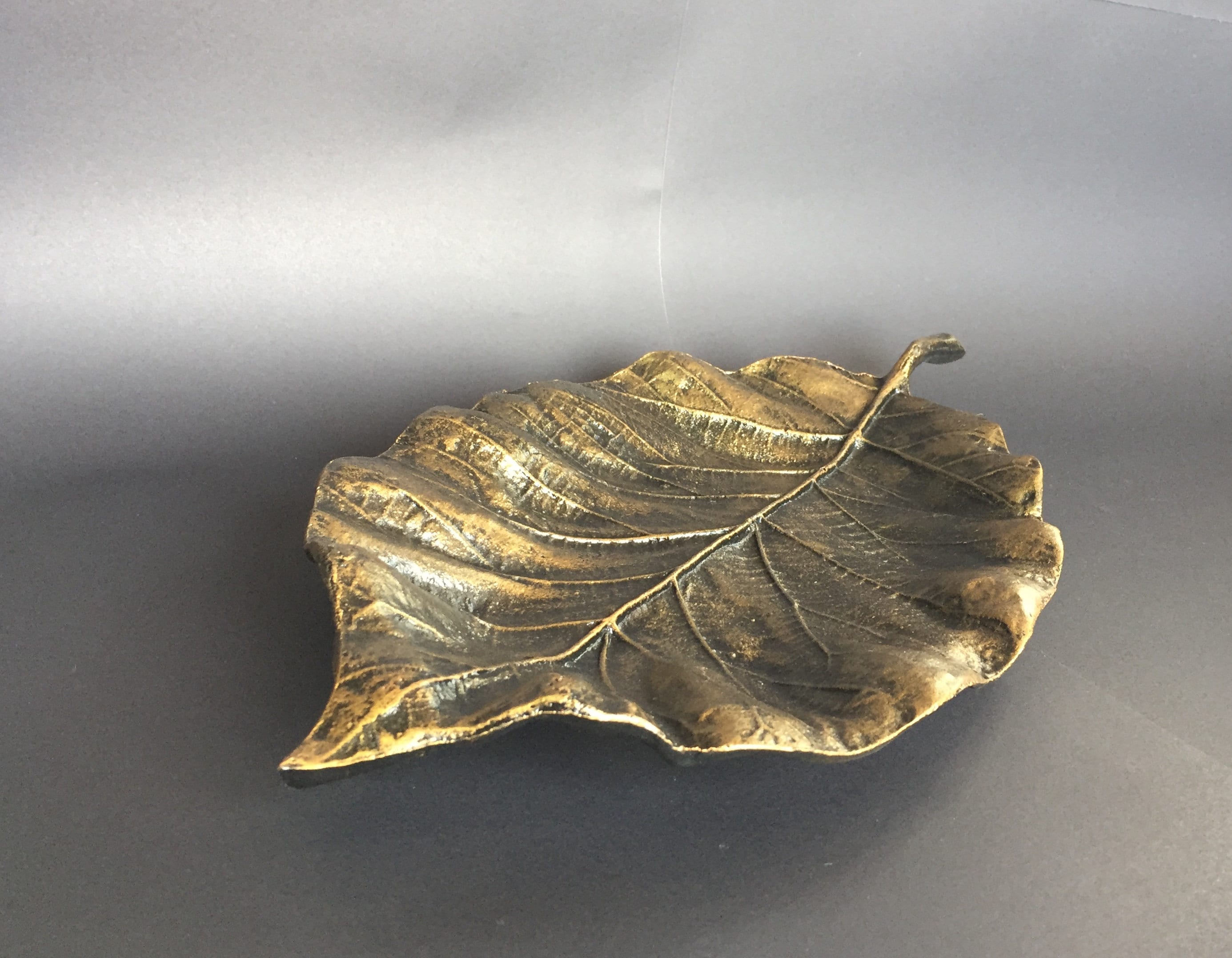 Cast Metal Leaf Table Decor Table Decoration Centrepieces Autumn Leaf ...