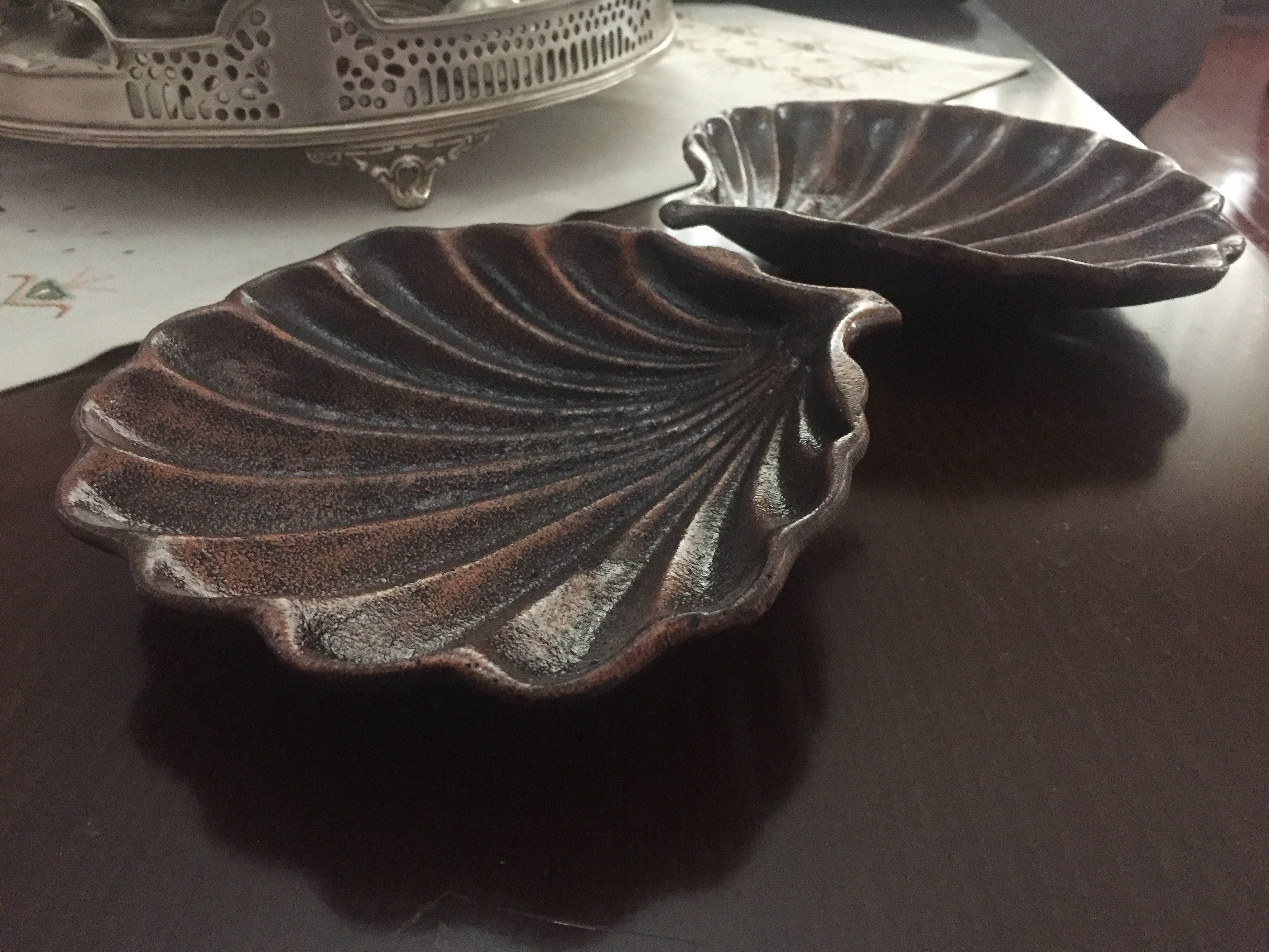 Cast Metal Oyster Shell Table Decor Sea Shell Table Decoration ...