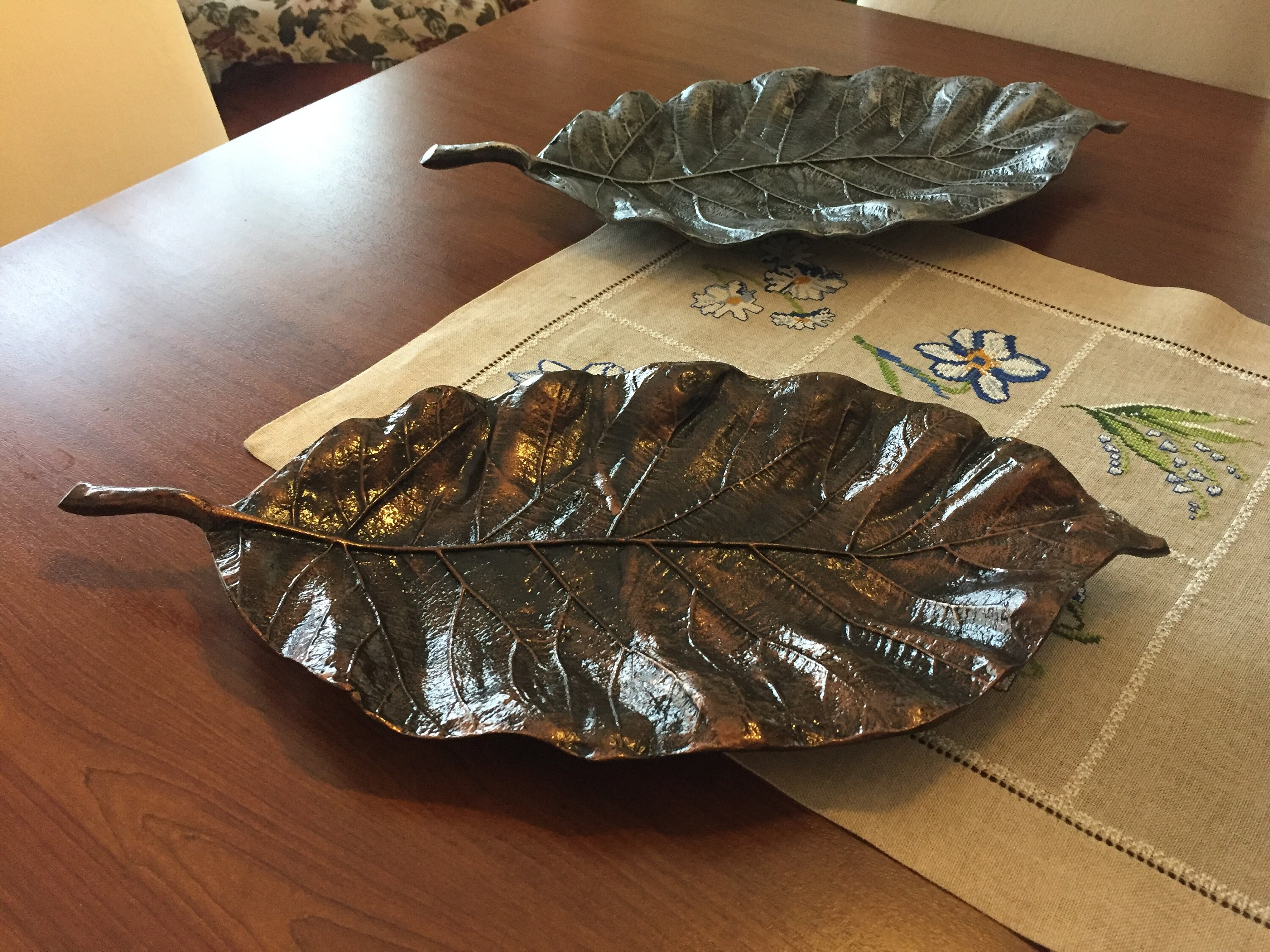 Cast Metal Leaf Table Decor Table Decoration Centrepieces Autumn Leaf ...