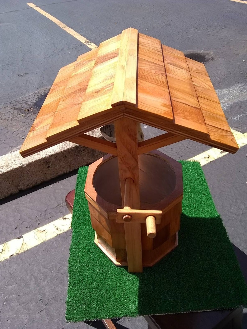 Wishing Well With Working Crank and Bucket. Durable for Outdoor Patio ...