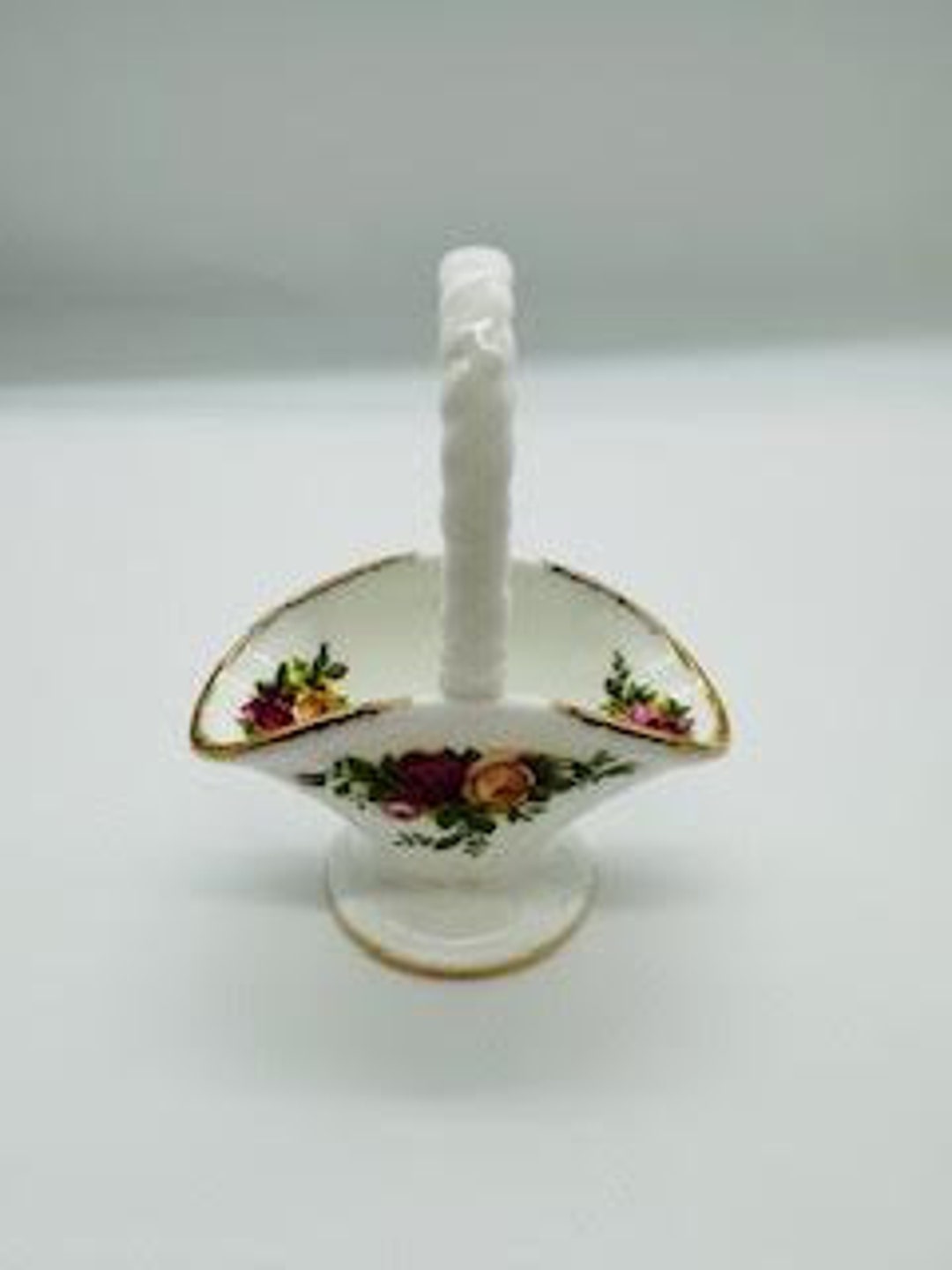 Vintage Old Country Roses Small Basket by Royal Albert EXCELLENT ...
