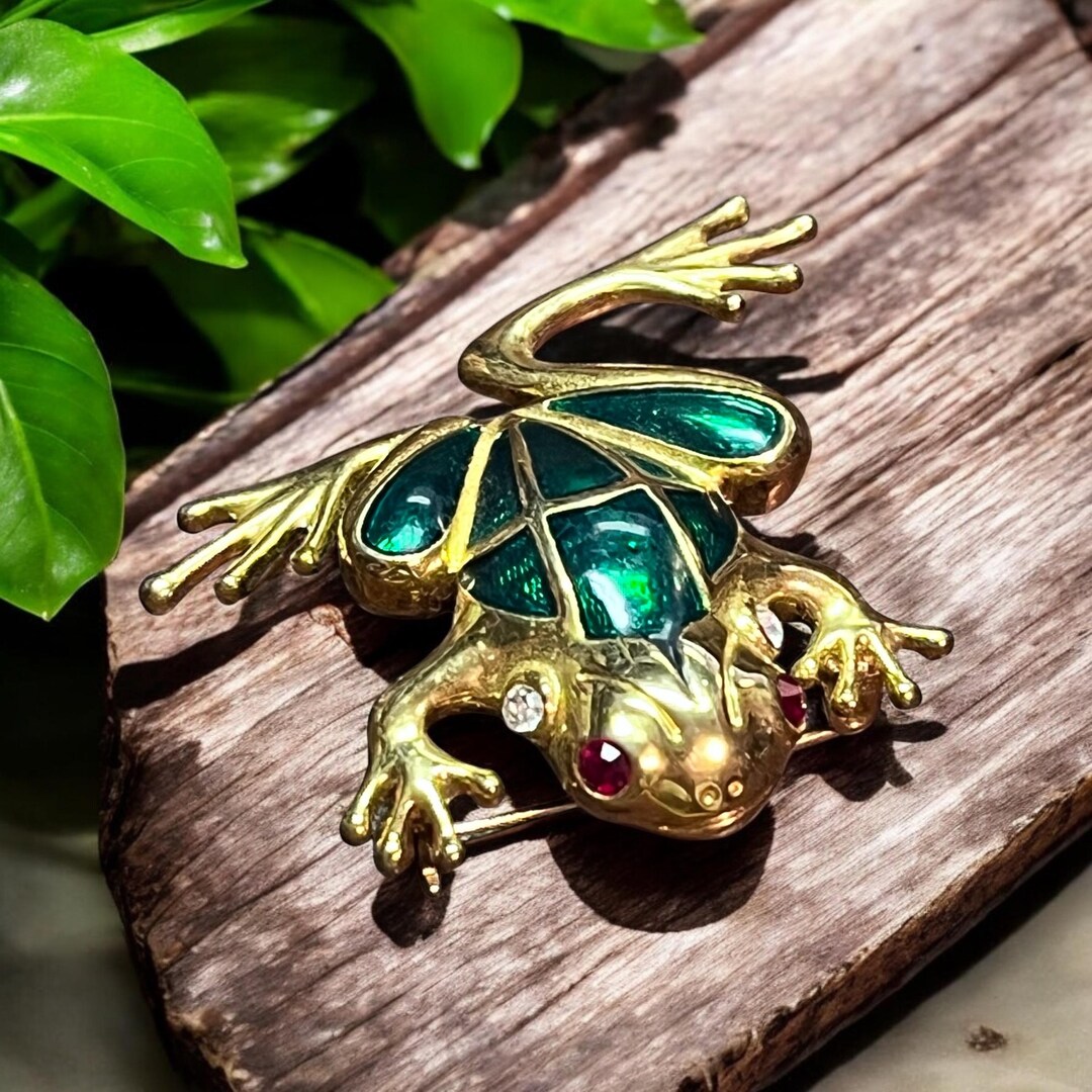 Vintage Gold Tone Green Creeping Frog Brooch, Green Rhinestone Tree ...
