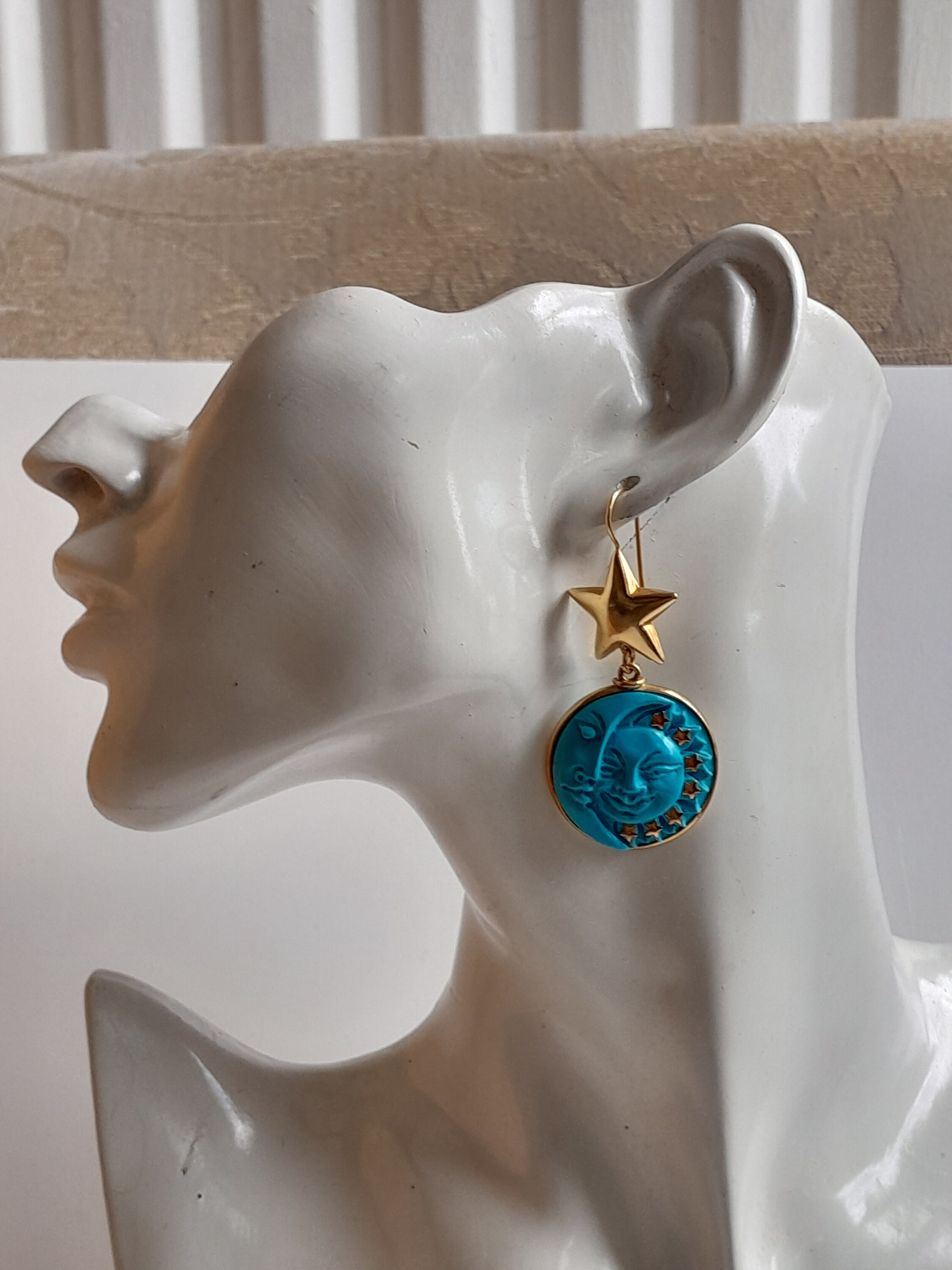 Large Rare Vintage Designer 18ct Gold Man in the Moon, Sun, Stars ...