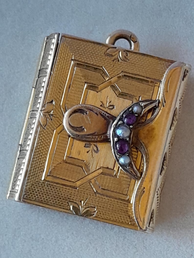 Antique Victorian French 18ct Gold Crescent Moon Lock Novelty Book ...