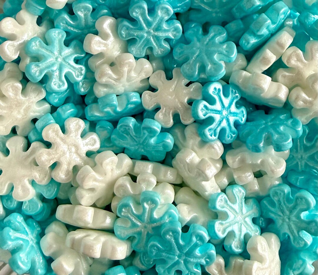 Shimmer Blue & White Snowflake Candy Sprinkles, Winter Sprinkle Mix ...