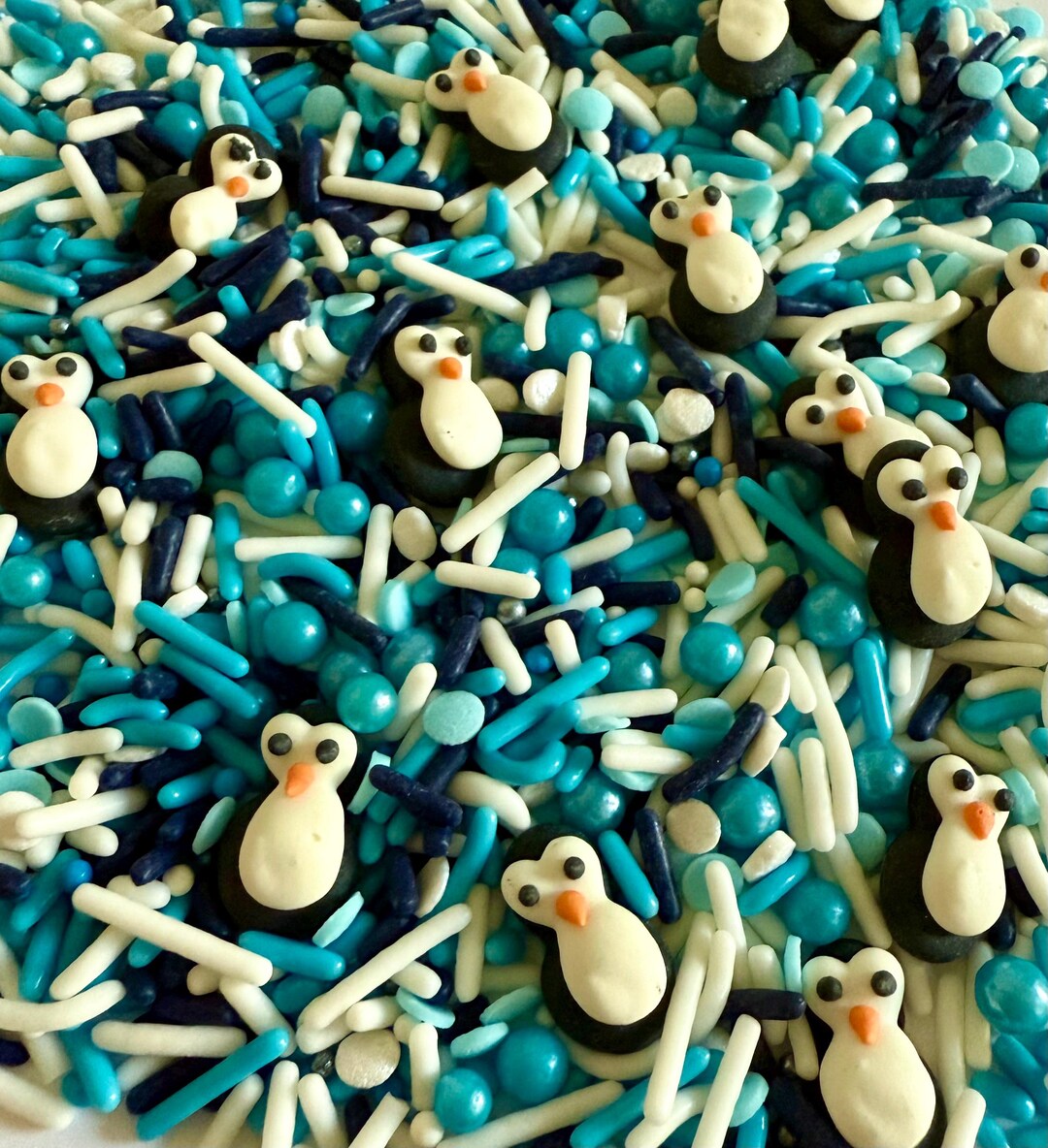 Penguin Edible Sprinkle Mix, Penguin Blue Party Decor, Penguin Cupcake ...