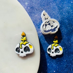 Small Lit Dripping Candle Chibi Skull Embossed Sharp Clay Cutter - Etsy