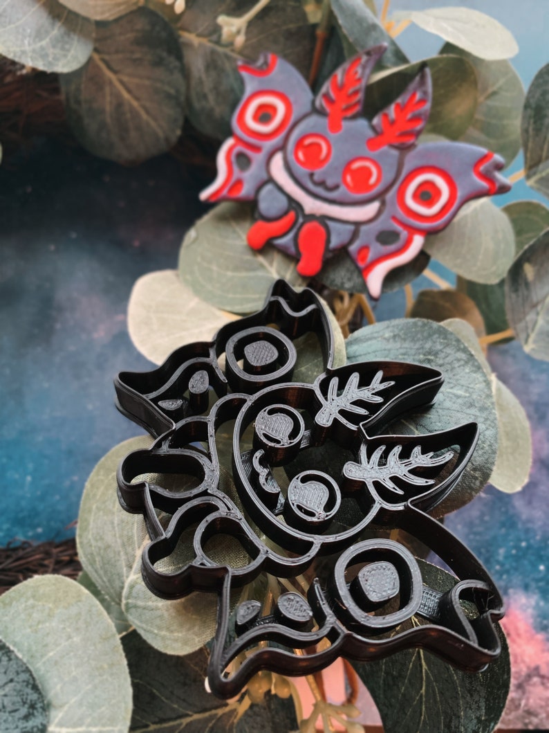 Large Chibi Cryptid Mothman Embossed Sharp Clay Cutter - Etsy