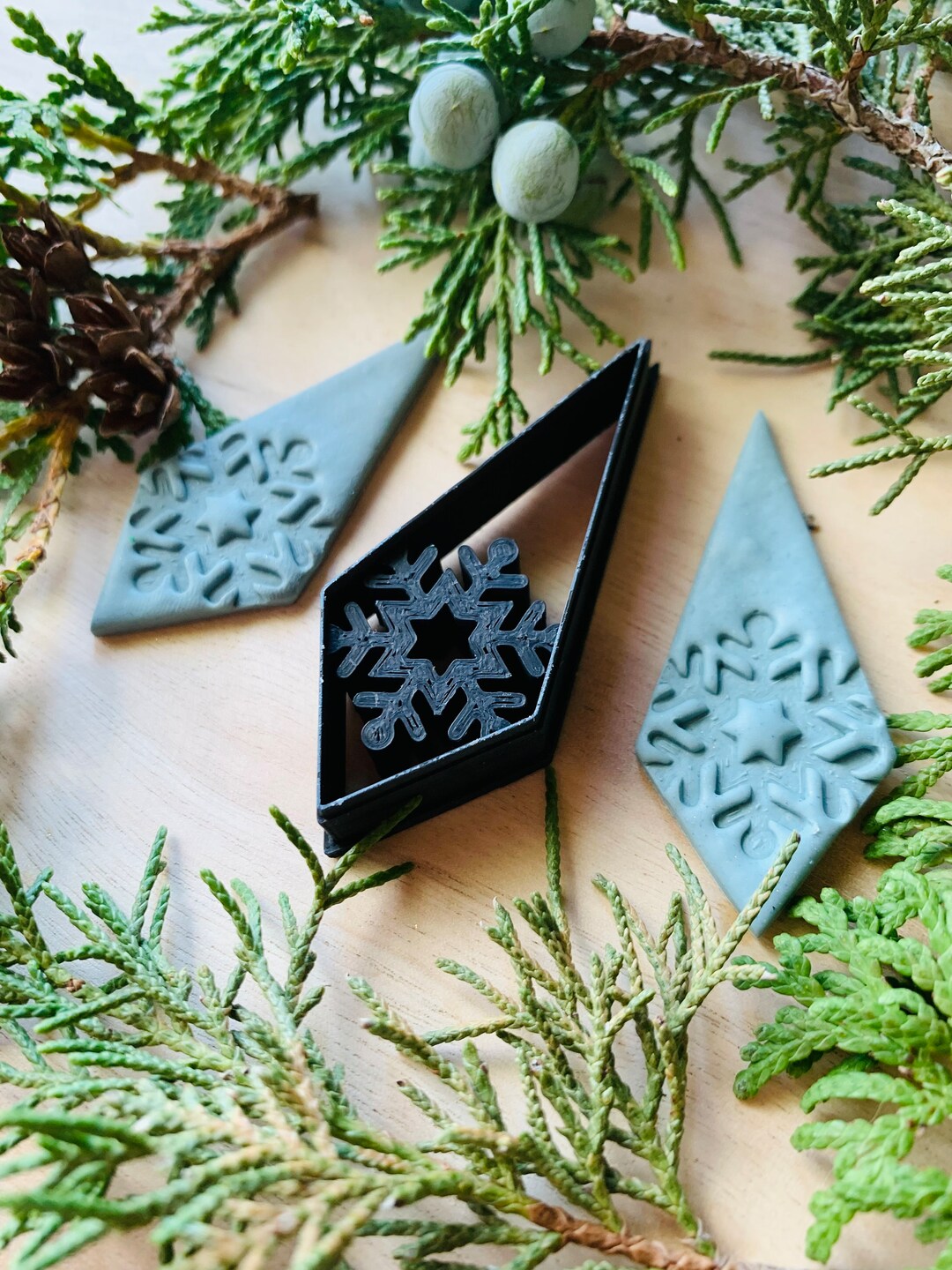 Diamond Droplet With Snowflake Imprint Sharp Clay Cutter - Etsy