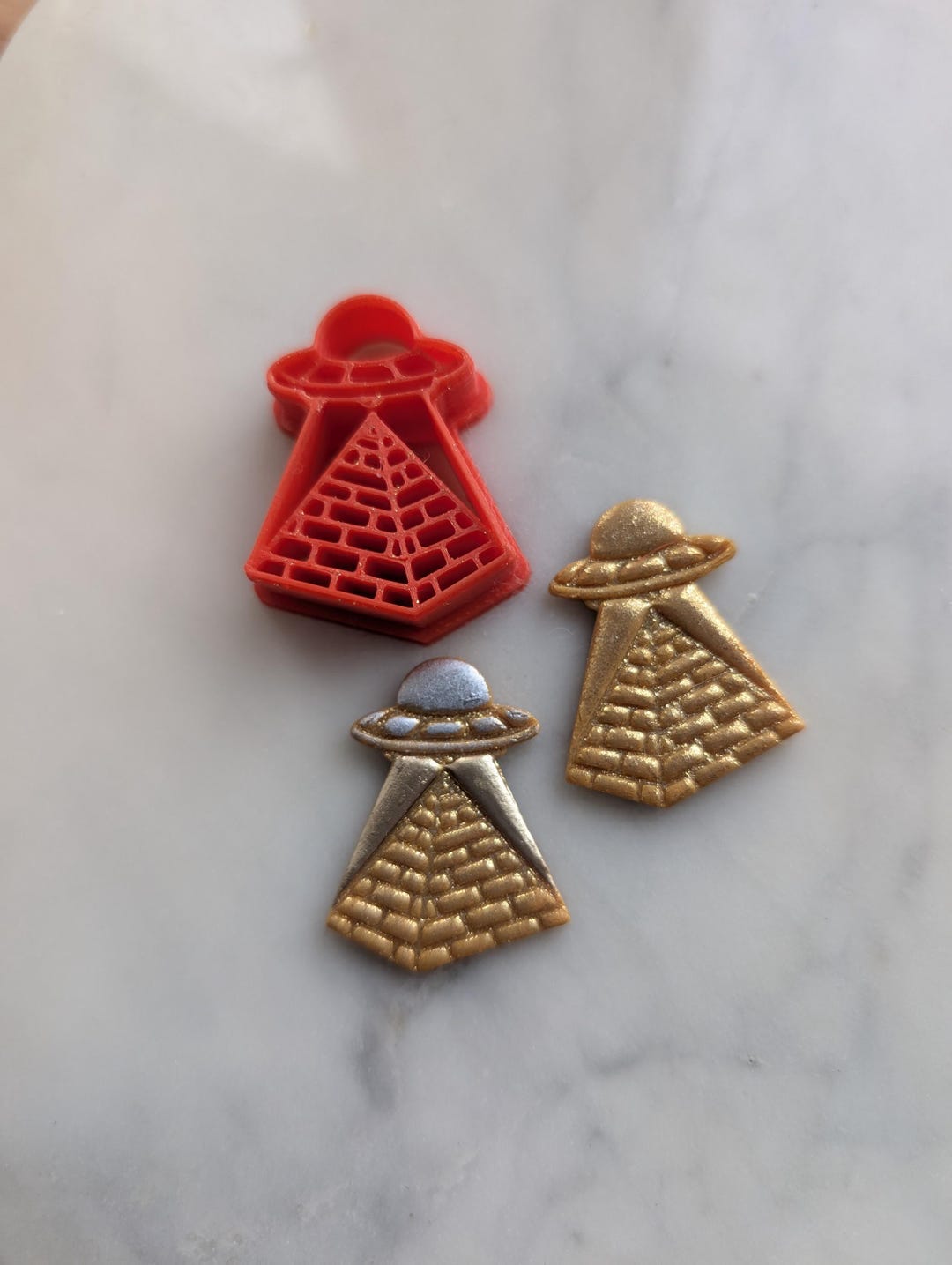 UFO Alien Spaceship UAP Beaming Pyramid Sharp Clay Cutter Set - Etsy