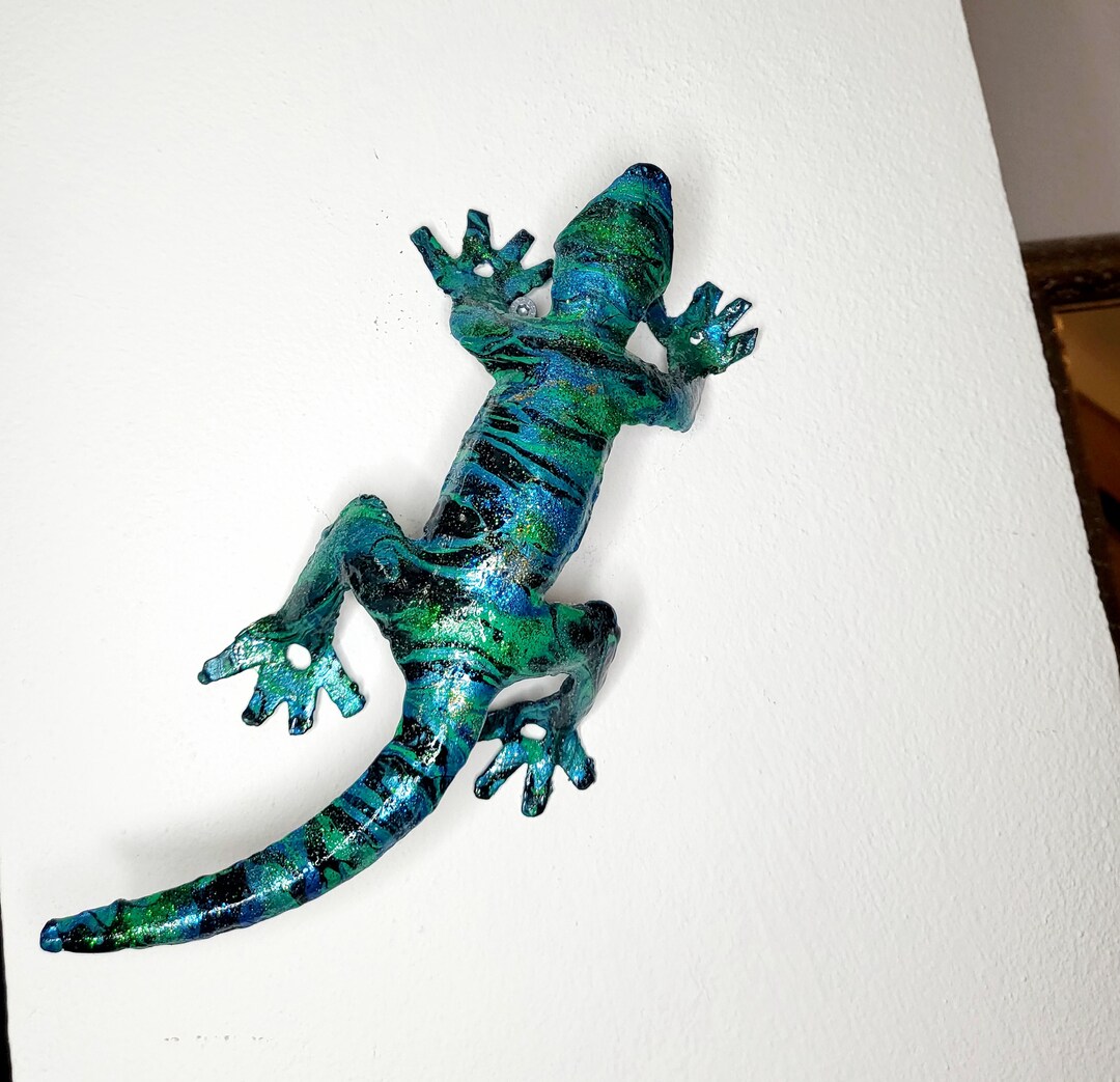 Gecko Spirit Animal Decorative Object Made of Upcycled Metal for Indoor ...