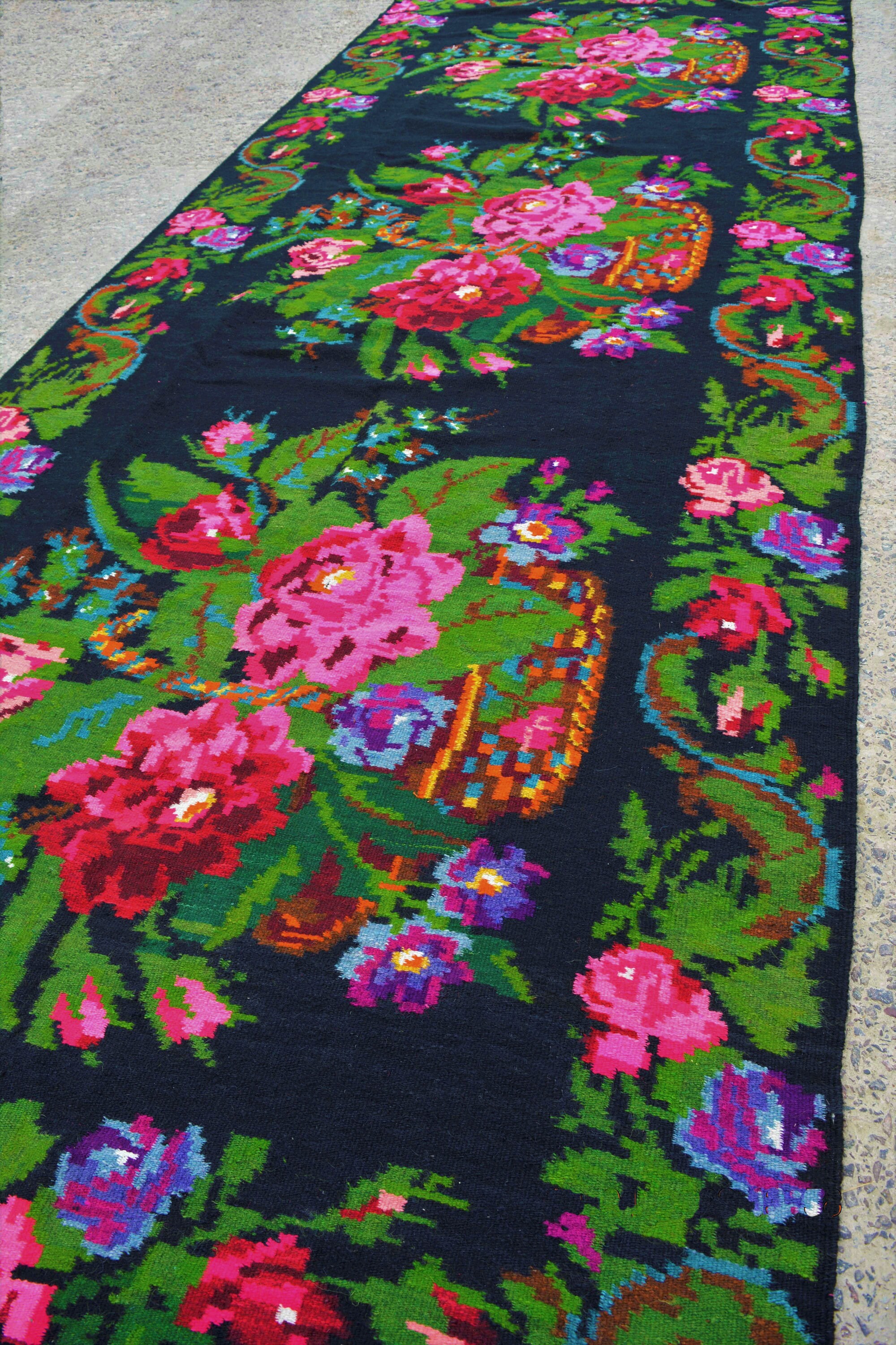 Vintage Traditional Romanian Bessarabian Wool Kilim Rug Handwoven in ...