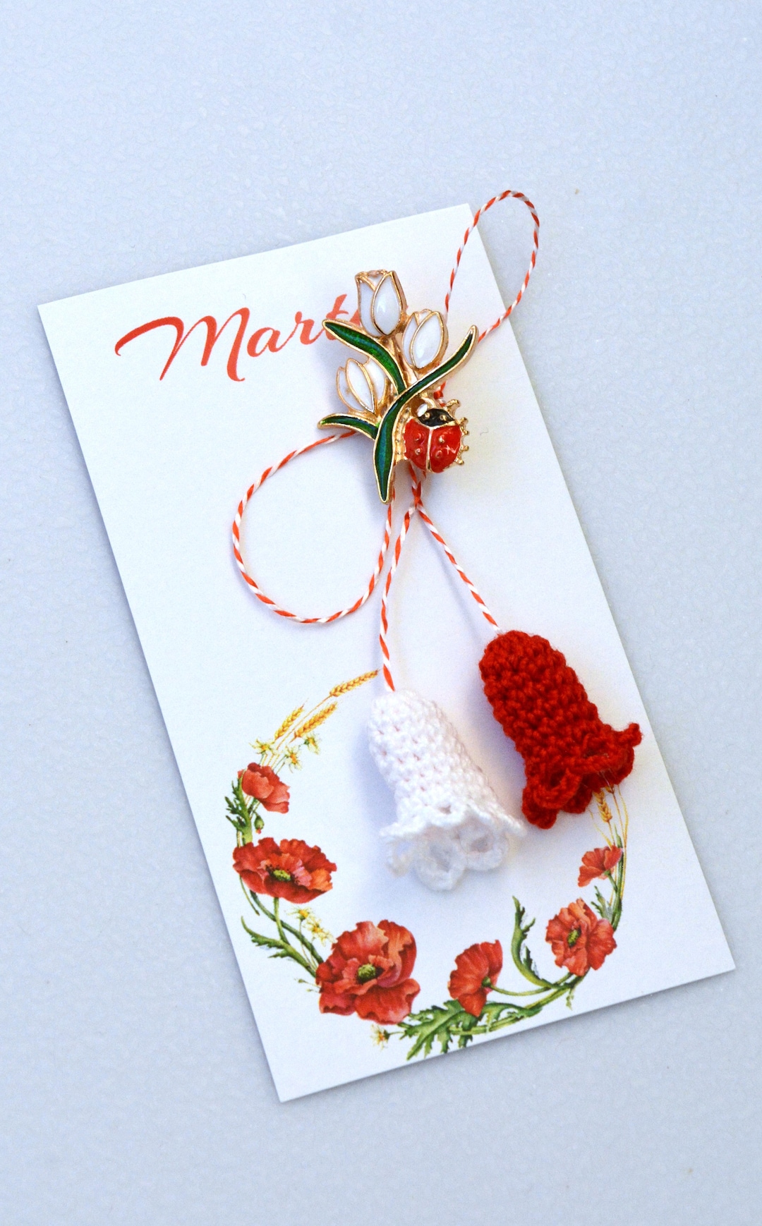 Martisor Tradicional. Martisor Moldávio Romeno. Martisoare alb cu rosu ...