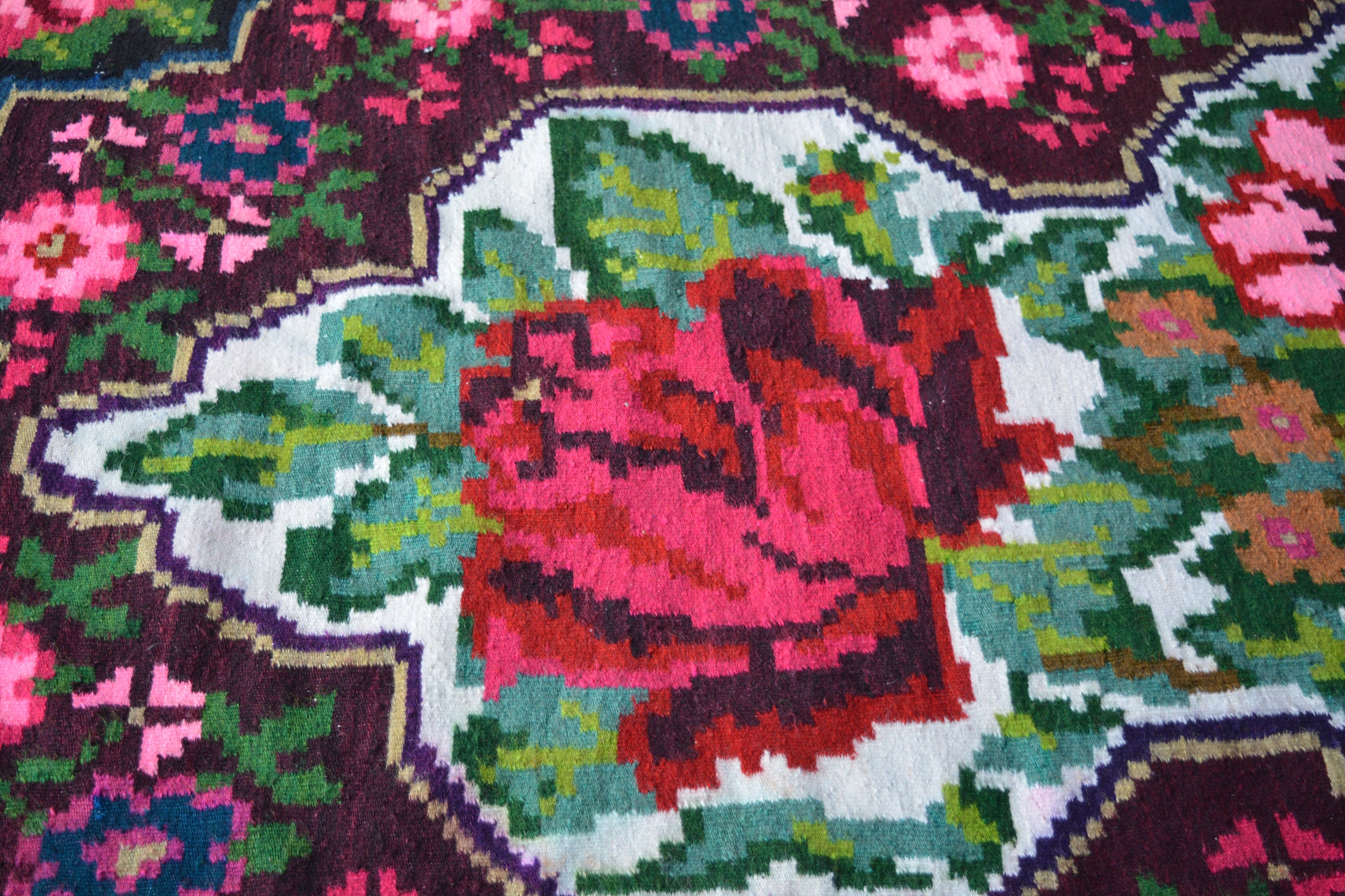 Tapis Moldave. Rose Kilim. Moldavian Rug. Bessarabian Handwoven Runner ...