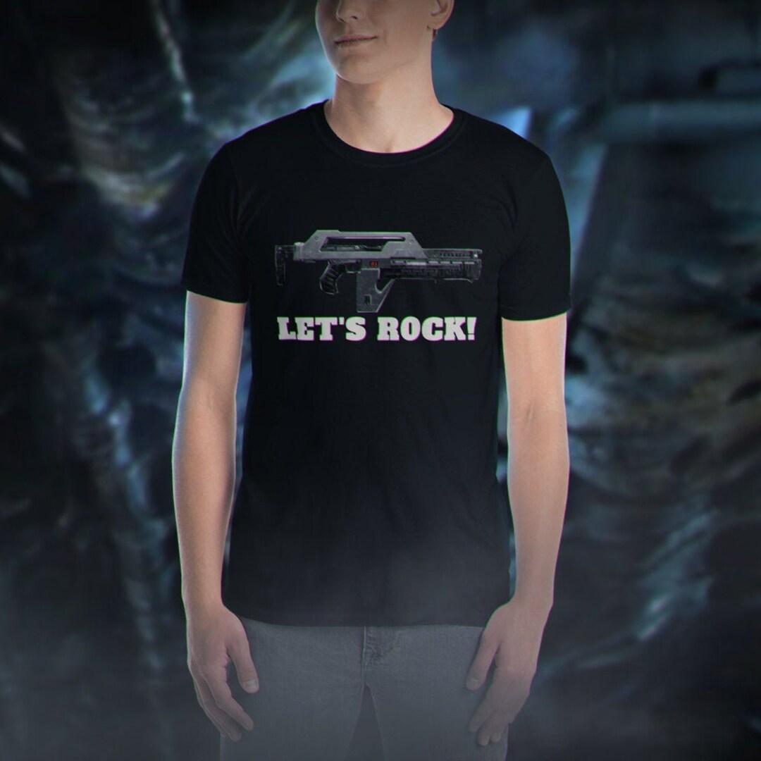 Aliens Tshirt - Alien Tee - Pulse Rifle - Aliens - Xenomorph - Alien ...