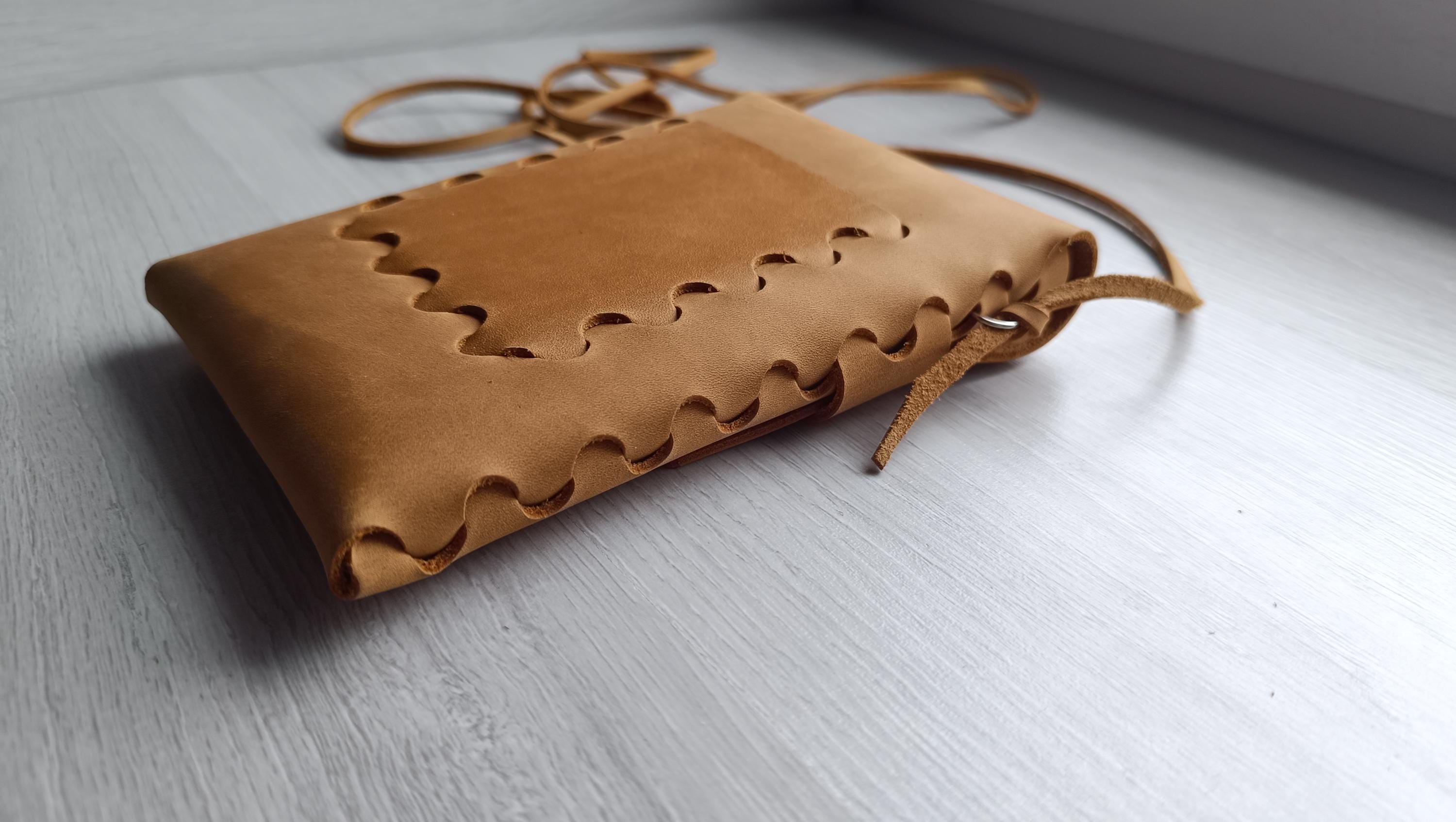 No Stitch Small Leather Bag Pattern – DIY Leather Pouch Template ...
