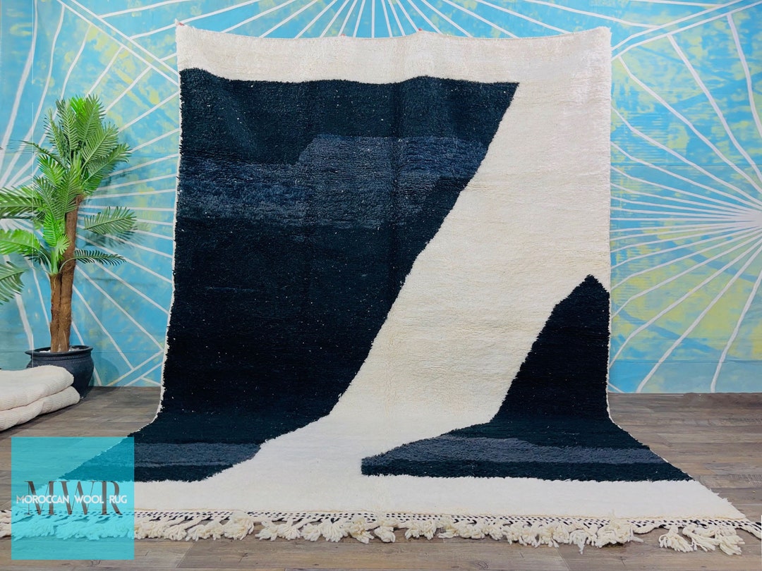 Custom Area Rug, White and Black Rug, Genuine Lamb Wool, Hand Knotted ...