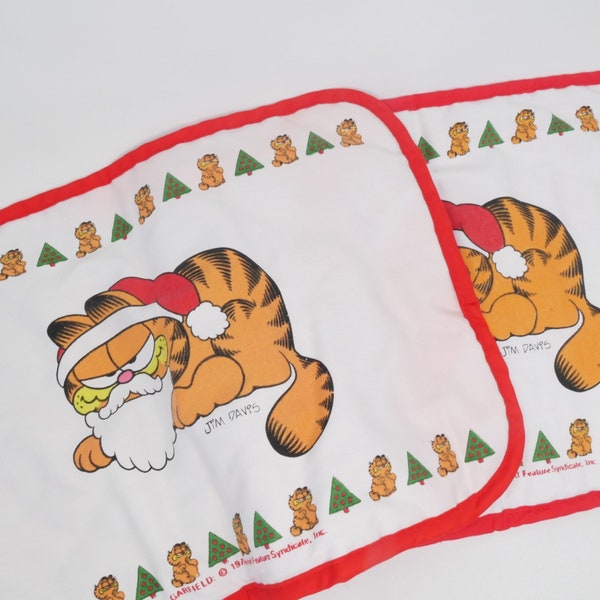 Garfield Table - Etsy