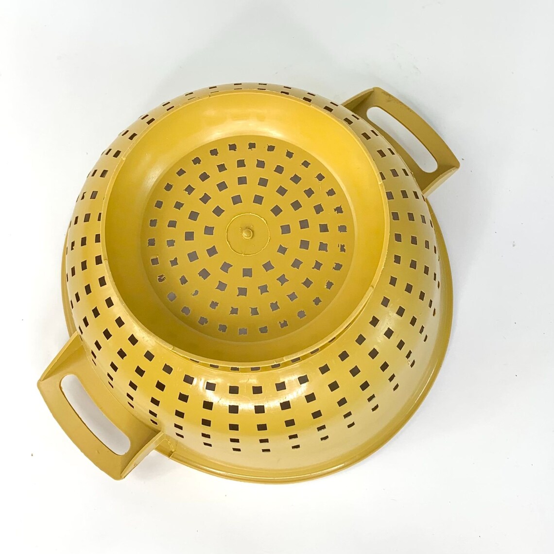 Harvest Gold 70s Vintage Hard Plastic Kitchen Colander Strainer Basket ...