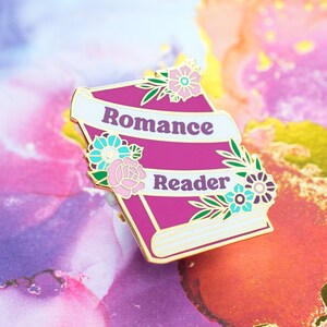 Romance Reader Pin - Book Pin - Etsy