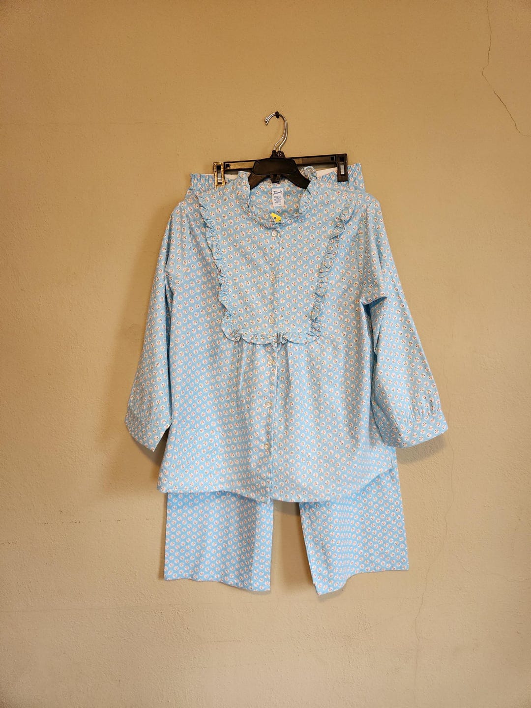 60s 70s Deadstock Ladies Pajamas Set, Size 44, Long Sleeved Flannel Top ...