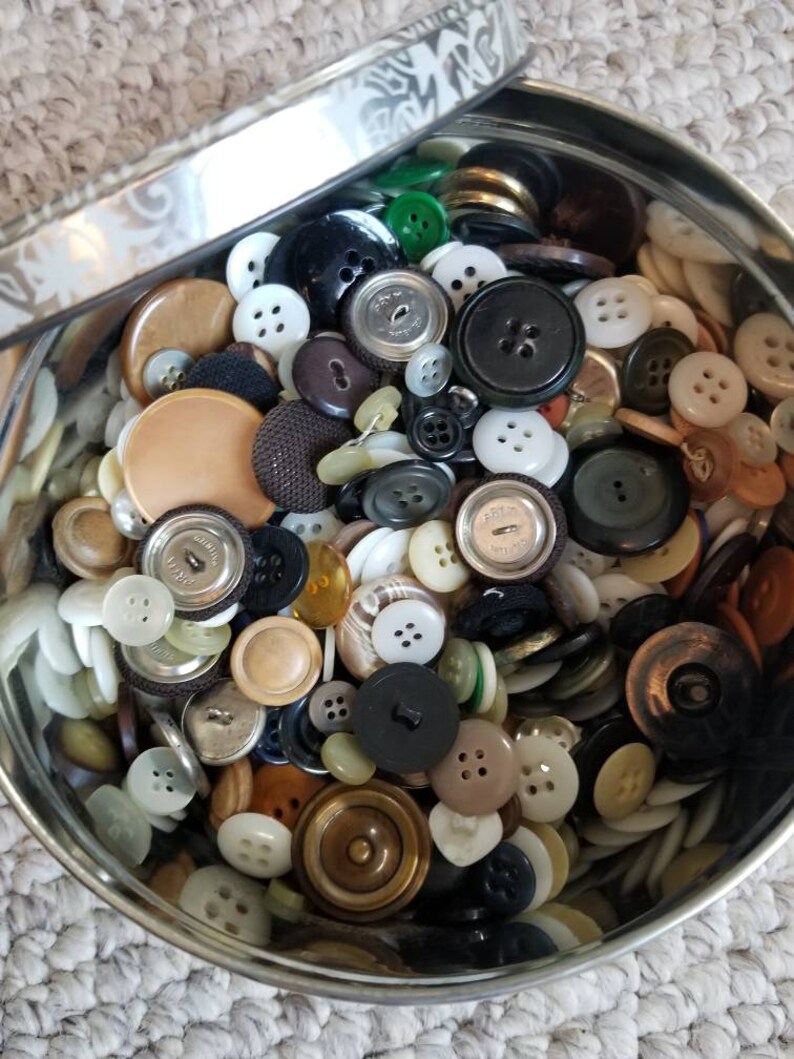 Buttons Tin, Lot Tetley 3.5 X 6" - Etsy