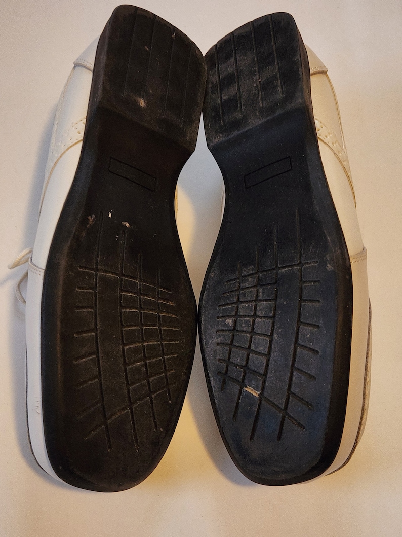 70s White Shoes, Size Ladies 11 W, Nurse Shoes, Cousin Eddie Shoes ...