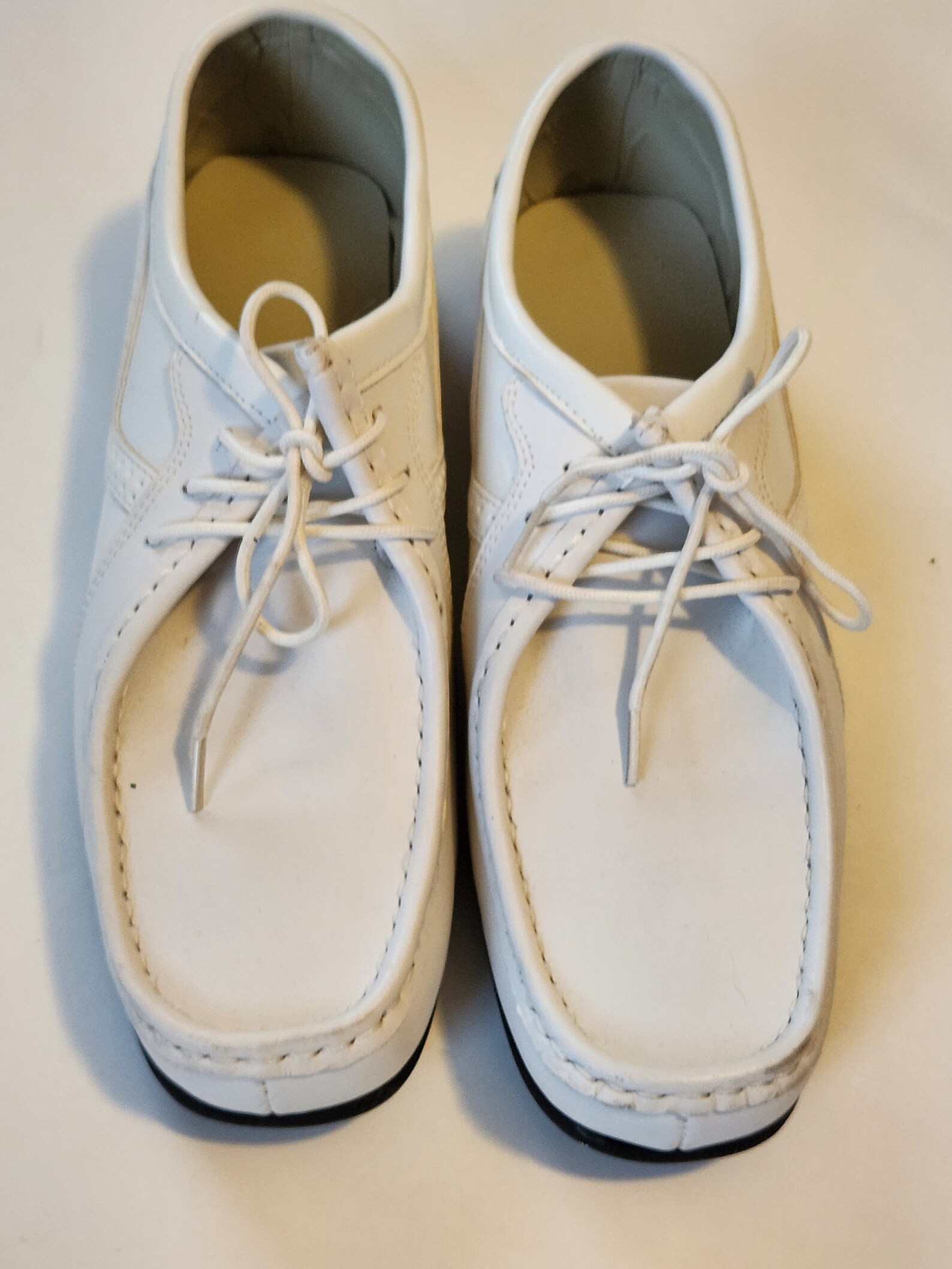 70s White Shoes, Size Ladies 11 W, Nurse Shoes, Cousin Eddie Shoes ...
