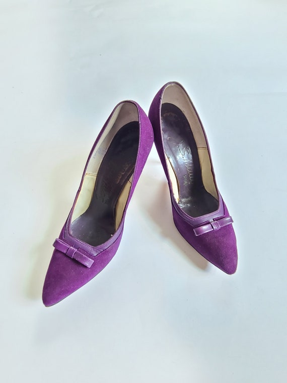 vintage 1950s deep purple - Gem