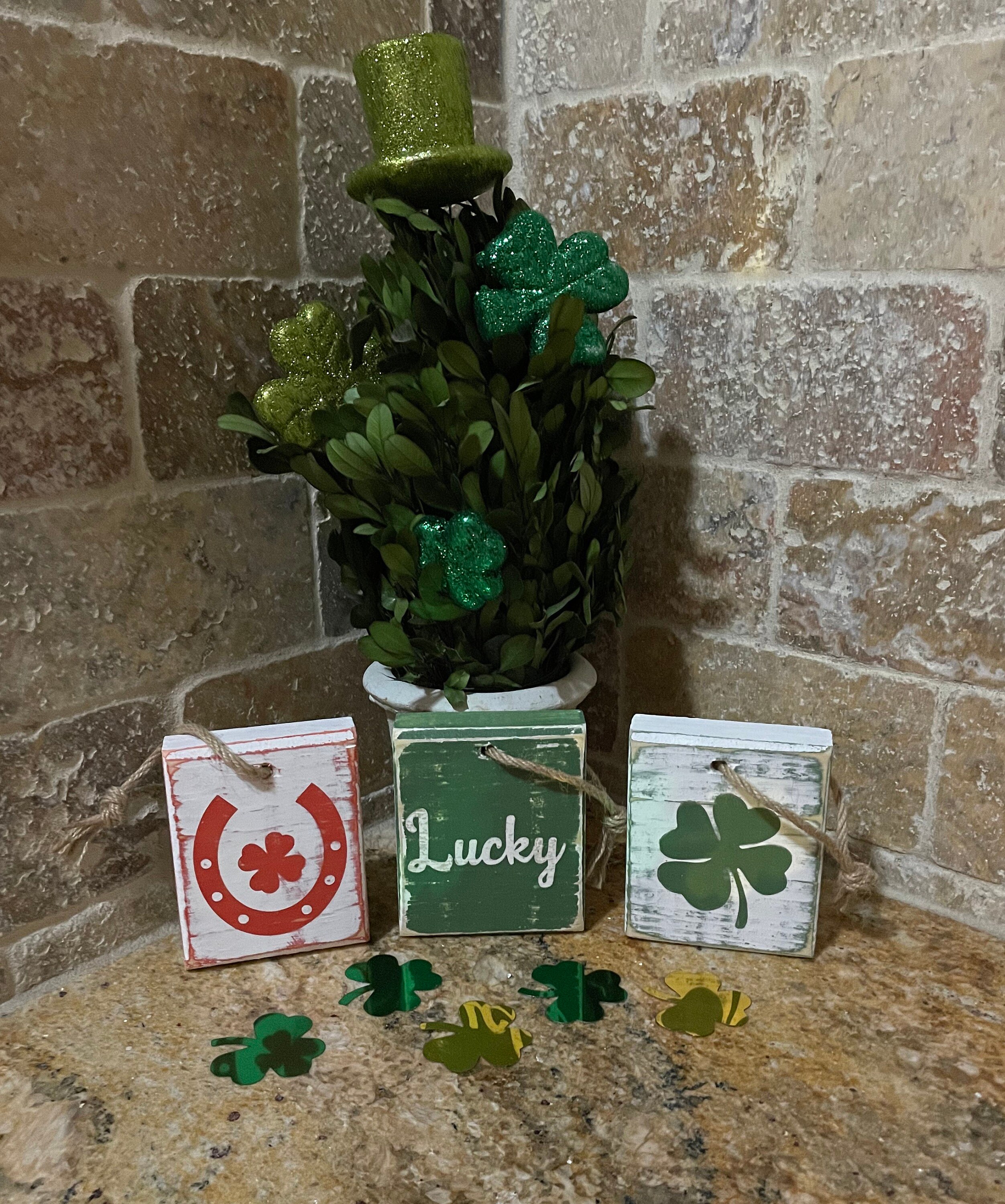 Decoración del día de San Patricio. Etiquetas de madera | Etsy