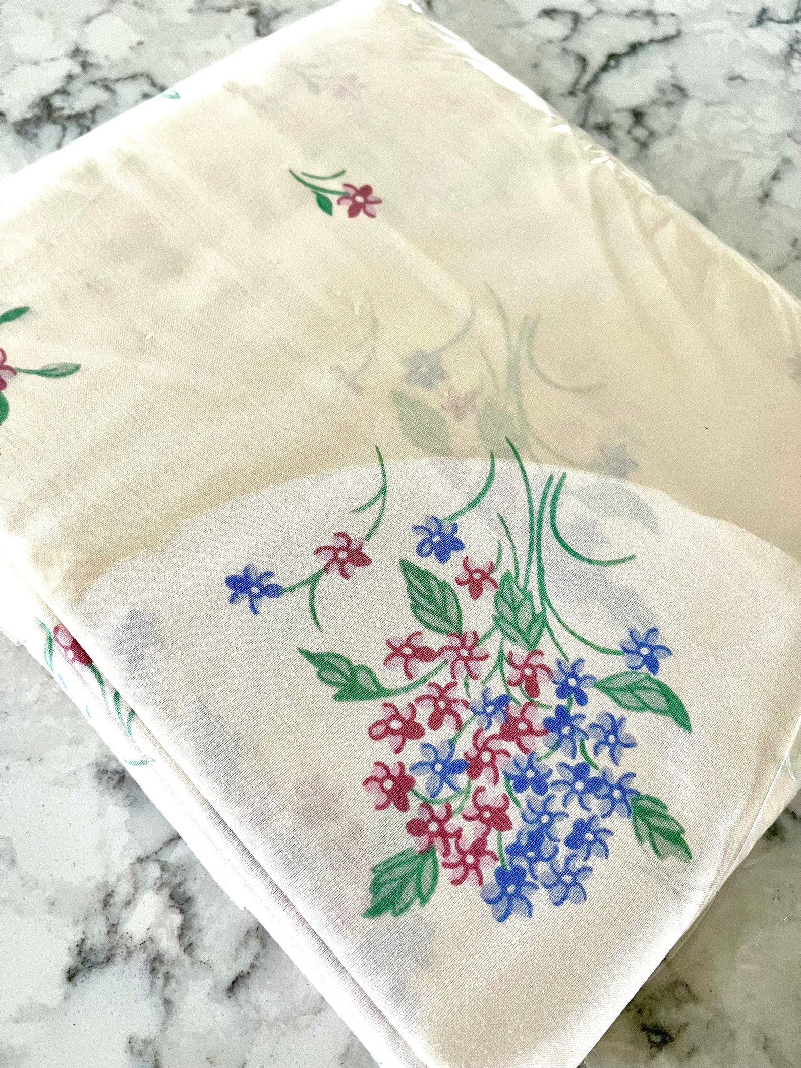 New in Package Vintage Twin Sized Flat Floral Sheet in 'garden Brocade ...
