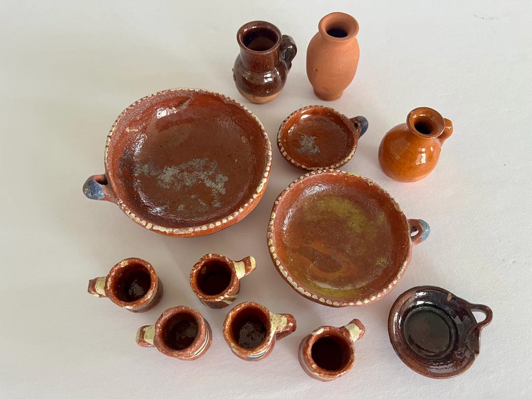 Miniature Mexican Pottery Set, Glazed, Painted Red Clay 4 Graduated ...