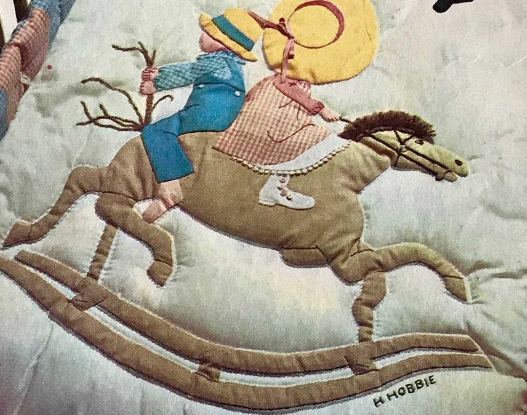 1974 UNCUT Vintage Simplicity 6702 Holly Hobbie Quilt and Pillowcase ...