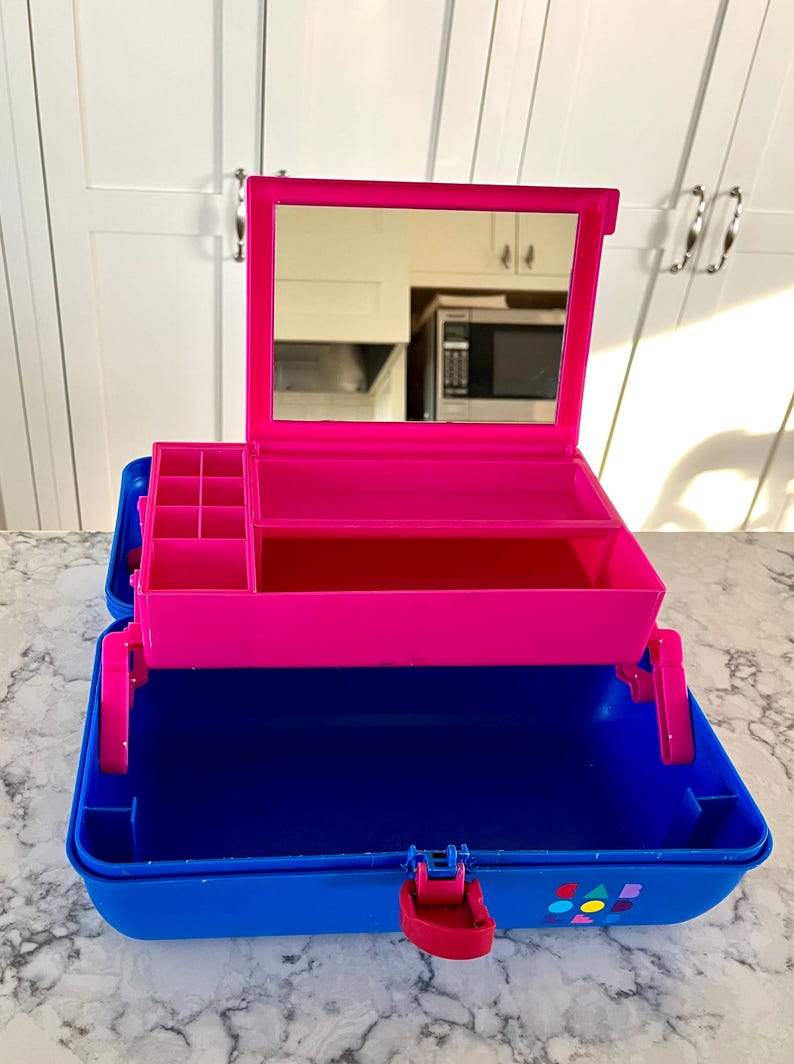 Vintage Caboodles 'on-the-go' Make-up And/or Jewelry Caddy in Bright ...