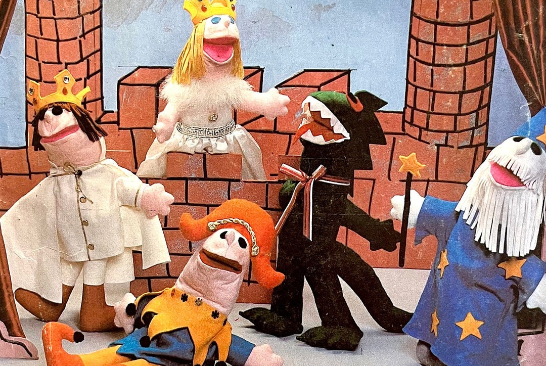 UNCUT 1982 Mccall's 664 Assortment of Hand Puppets Pattern, Each 18 ...