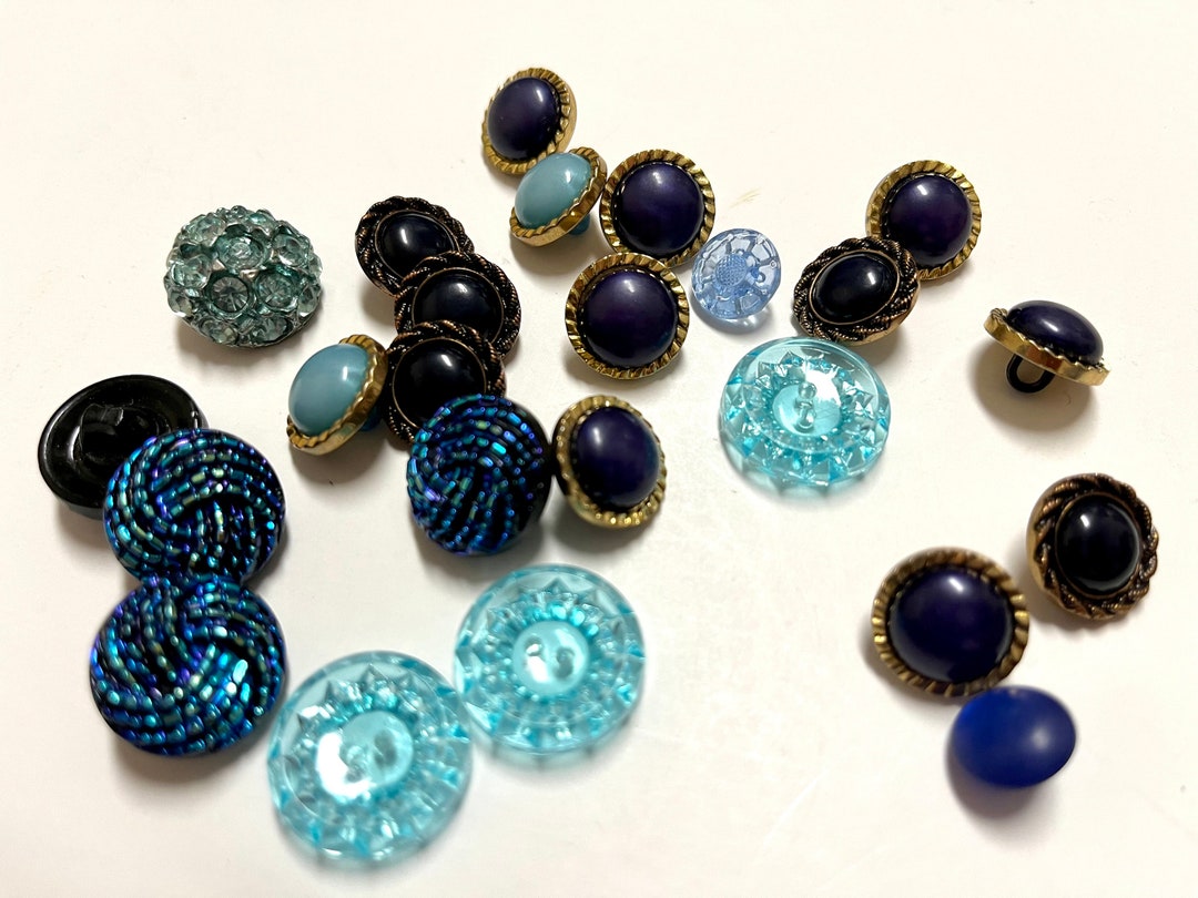 Set of 24 Fancy Vintage Blue Sewing Buttons, Most With Shank Back, Some ...