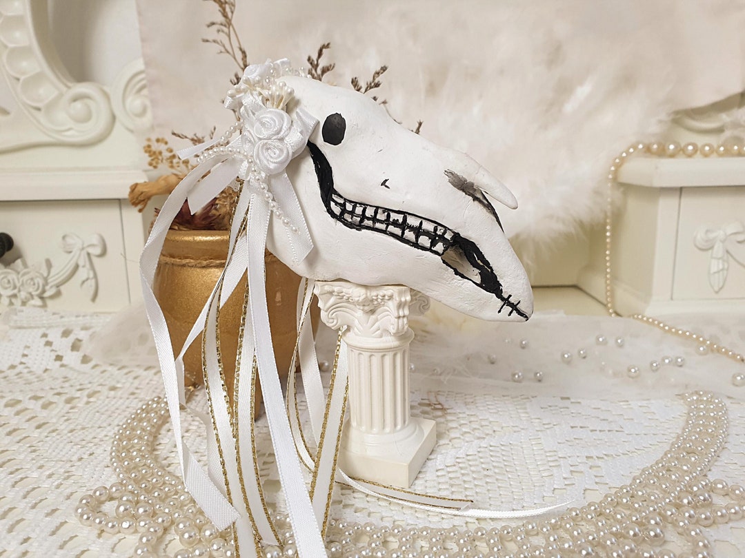 Mari Lwyd Horse Skull Sculpture Welsh Folkart - Etsy